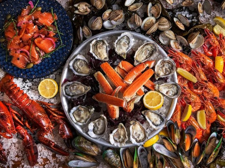 11 Best Seafood Restaurants In SG: From Ocean To Plate